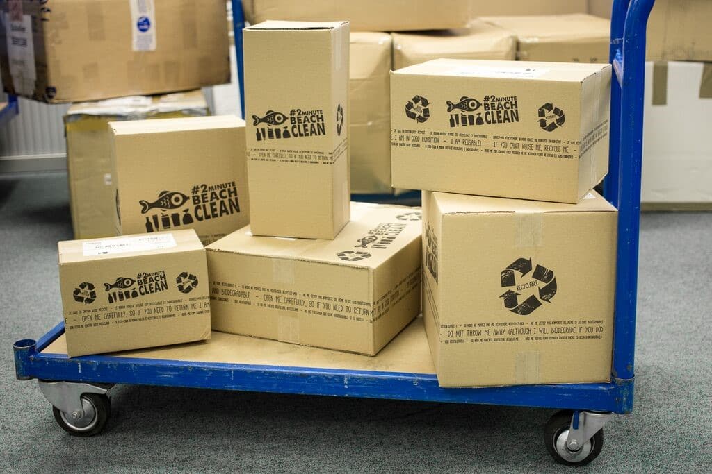 9 steps to use less plastic packaging in your business - Less Plastic 9 steps to use less plastic packaging in your business - Less Plastic